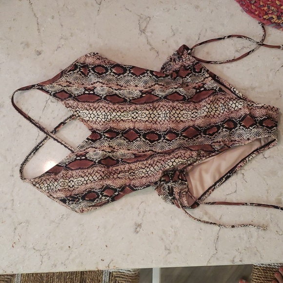 Kona Sol | Swim | Kona Sol Womans Snake Skin One Piece Bathing Suit ...